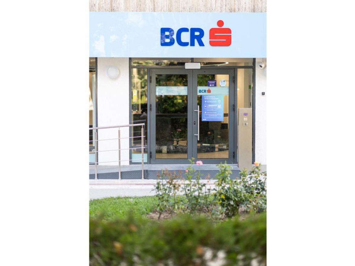 Banca Comercială Română deschide la Brăila prima unitate pe modelul centrelor de dialog ...