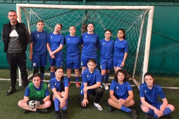 Echipa Colegiului Economic ”Ion Ghica”, campioană județeană la fotbal fete U18 | Obiectiv Vocea ...
