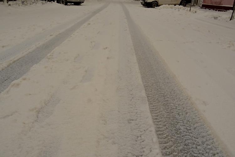 Zăpada roșiatică, fenomen meteo ieșit din comun la Brăila | Obiectiv ...