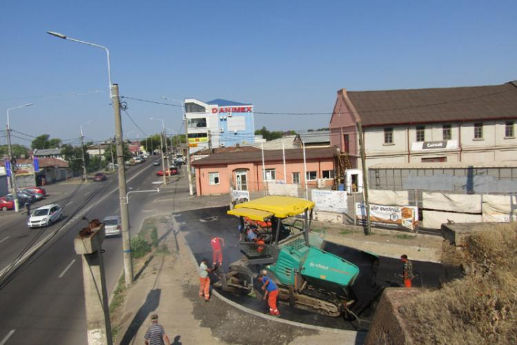 Strada Decebal, modernizată cu pericole pentru pietoni | Obiectiv Vocea ...